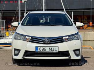Balts Toyota Corolla 2014 Tallina, ar dzinēja tilpumu 1.60 L un nobraukumu 124 tūkst. km par 8490 €, foto 8 vietnē AUTOMOTO.COM.LV