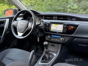 Balts Toyota Corolla 2014 Tallina, ar dzinēja tilpumu 1.60 L un nobraukumu 124 tūkst. km par 8490 €, foto 21 vietnē AUTOMOTO.COM.LV