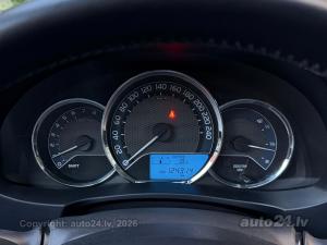 Balts Toyota Corolla 2014 Tallina, ar dzinēja tilpumu 1.60 L un nobraukumu 124 tūkst. km par 8490 €, foto 23 vietnē AUTOMOTO.COM.LV