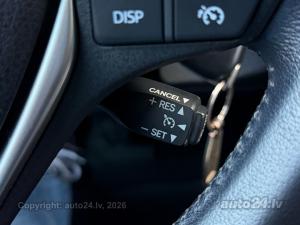 Balts Toyota Corolla 2014 Tallina, ar dzinēja tilpumu 1.60 L un nobraukumu 124 tūkst. km par 8490 €, foto 27 vietnē AUTOMOTO.COM.LV