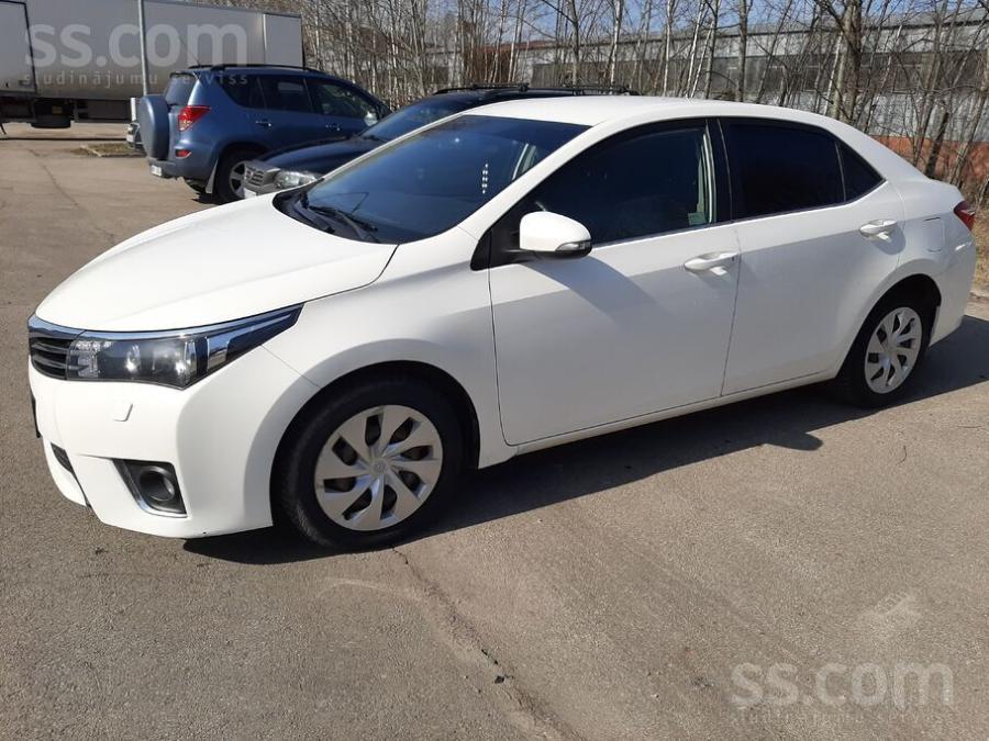 Balts Toyota Corolla 2015 Rīga, ar dzinēja tilpumu 1.60 L un nobraukumu 290 tūkst. km par 6400 €, foto 2 vietnē AUTOMOTO.COM.LV