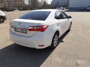 Balts Toyota Corolla 2015 Rīga, ar dzinēja tilpumu 1.60 L un nobraukumu 290 tūkst. km par 6400 €, foto 3 vietnē AUTOMOTO.COM.LV