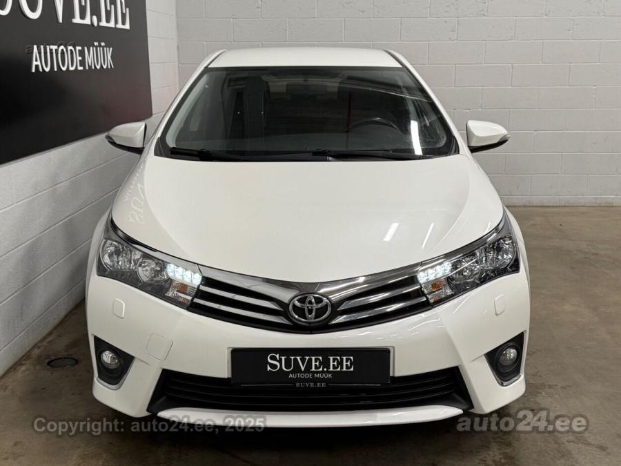 Balts Toyota Corolla 2016 Tallina, ar dzinēja tilpumu 1.60 L un nobraukumu 117 tūkst. km par 9995 €, foto 2 vietnē AUTOMOTO.COM.LV