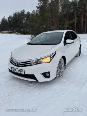 Balts Toyota Corolla 2016 Tallina, ar dzinēja tilpumu 1.60 L un nobraukumu 160 tūkst. km par 10500 €, foto  vietnē AUTOMOTO.COM.LV