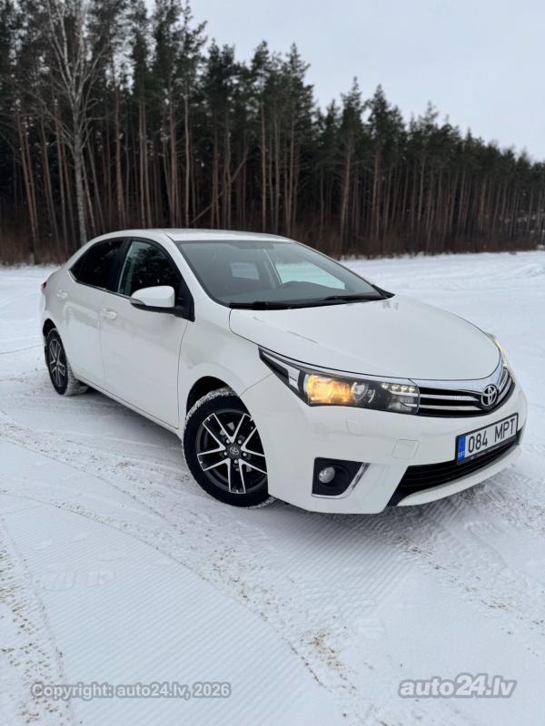 Balts Toyota Corolla 2016 Tallina, ar dzinēja tilpumu 1.60 L un nobraukumu 160 tūkst. km par 10500 €, foto 2 vietnē AUTOMOTO.COM.LV
