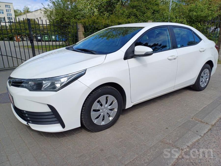 Balts Toyota Corolla 2017 Rīga, ar dzinēja tilpumu 1.40 L un nobraukumu 177 tūkst. km par 6300 €, foto 2 vietnē AUTOMOTO.COM.LV