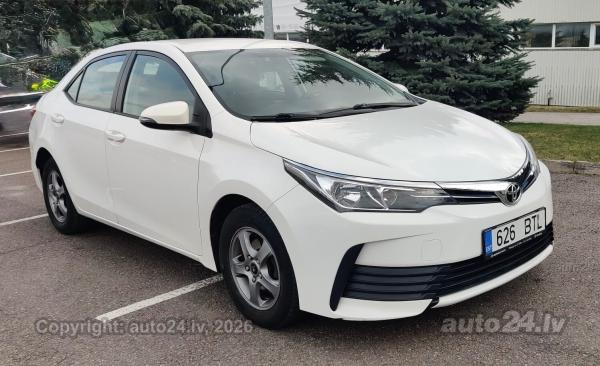 White Toyota Corolla 2017 in Tallinn, with an engine capacity of 1.60 L and mileage of 282 thousand km for 6990 €, photo 3 on AUTOMOTO.COM.LV