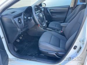 Balts Toyota Corolla 2017 Kuresāre, ar dzinēja tilpumu 1.60 L un nobraukumu 141 tūkst. km par 8990 €, foto 10 vietnē AUTOMOTO.COM.LV