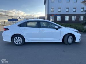 White Toyota Corolla 2019 in Marijampole, with an engine capacity of 1.80 L and mileage of 220 thousand km for 10200 €, photo 7 on AUTOMOTO.COM.LV