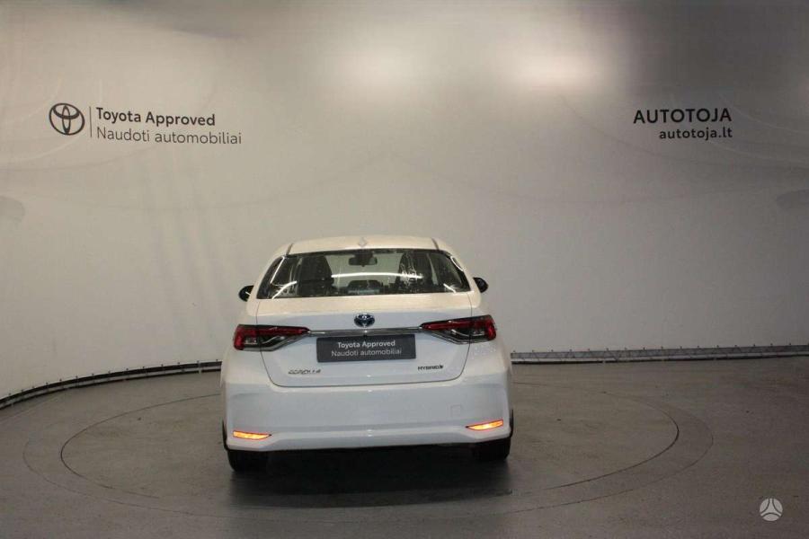 Balts Toyota Corolla 2019 Kauņa, ar dzinēja tilpumu 1.80 L un nobraukumu 129 tūkst. km par 17500 €, foto 5 vietnē AUTOMOTO.COM.LV