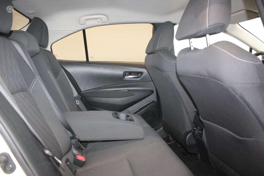 Balts Toyota Corolla 2019 Kauņa, ar dzinēja tilpumu 1.80 L un nobraukumu 129 tūkst. km par 17500 €, foto 8 vietnē AUTOMOTO.COM.LV