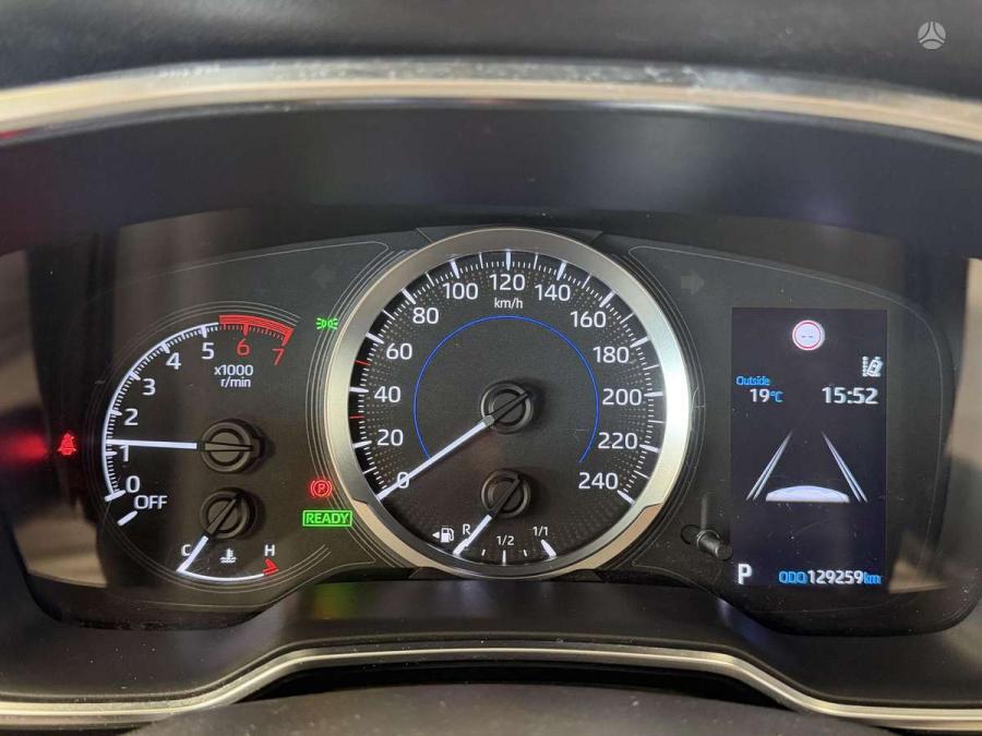 Balts Toyota Corolla 2019 Kauņa, ar dzinēja tilpumu 1.80 L un nobraukumu 129 tūkst. km par 17500 €, foto 14 vietnē AUTOMOTO.COM.LV