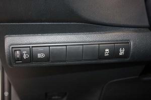 Balts Toyota Corolla 2019 Kauņa, ar dzinēja tilpumu 1.80 L un nobraukumu 129 tūkst. km par 17500 €, foto 23 vietnē AUTOMOTO.COM.LV