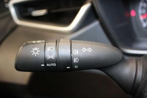 Balts Toyota Corolla 2019 Kauņa, ar dzinēja tilpumu 1.80 L un nobraukumu 129 tūkst. km par 17500 €, foto 28 vietnē AUTOMOTO.COM.LV