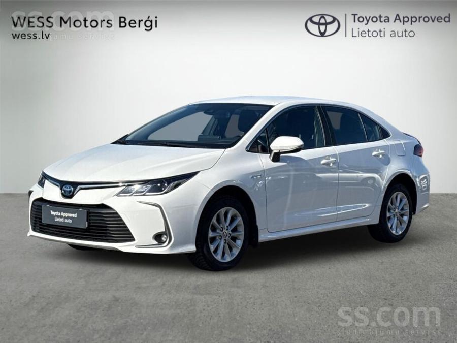 Balts Toyota Corolla 2020 Rīga, ar dzinēja tilpumu 1.80 L un nobraukumu 113 tūkst. km par 16490 €, foto 1 vietnē AUTOMOTO.COM.LV