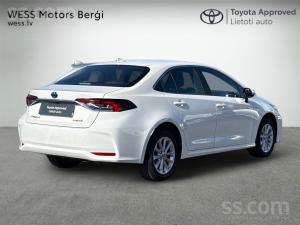 Balts Toyota Corolla 2020 Rīga, ar dzinēja tilpumu 1.80 L un nobraukumu 113 tūkst. km par 16490 €, foto 3 vietnē AUTOMOTO.COM.LV
