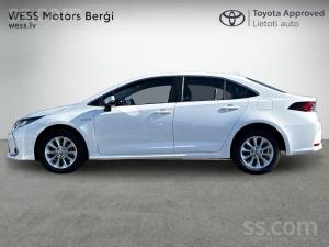 Balts Toyota Corolla 2020 Rīga, ar dzinēja tilpumu 1.80 L un nobraukumu 113 tūkst. km par 16490 €, foto 4 vietnē AUTOMOTO.COM.LV