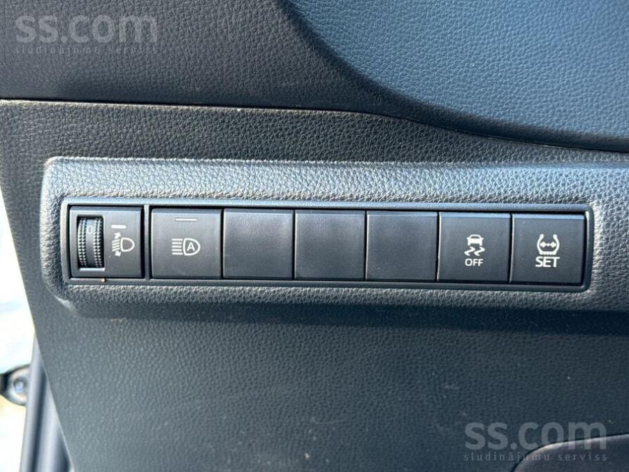 Balts Toyota Corolla 2020 Rīga, ar dzinēja tilpumu 1.80 L un nobraukumu 113 tūkst. km par 16490 €, foto 21 vietnē AUTOMOTO.COM.LV
