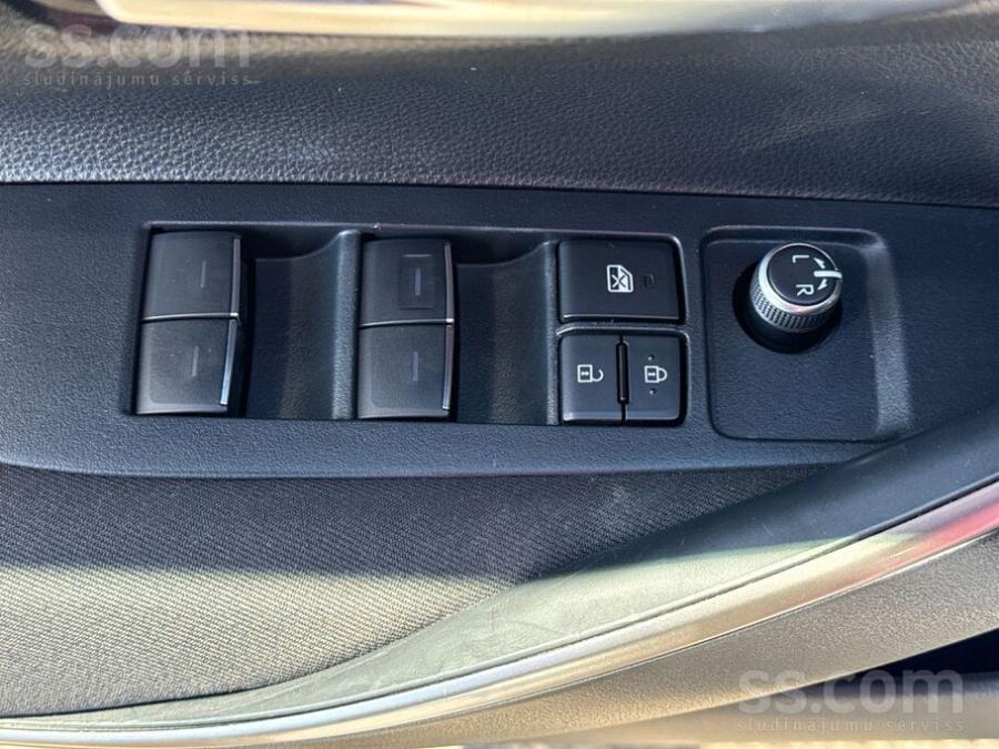 Balts Toyota Corolla 2020 Rīga, ar dzinēja tilpumu 1.80 L un nobraukumu 113 tūkst. km par 16490 €, foto 22 vietnē AUTOMOTO.COM.LV