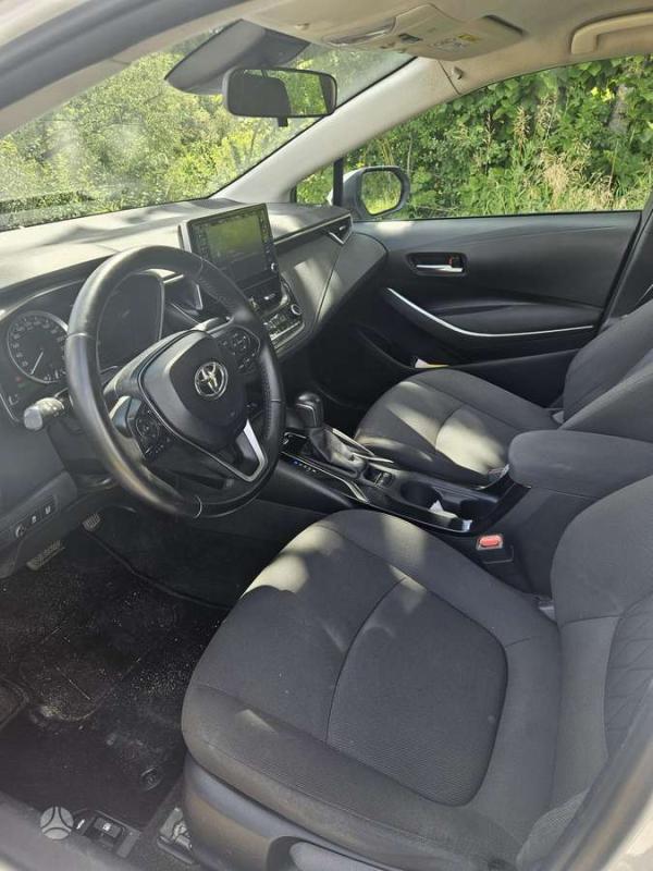 Balts Toyota Corolla 2020 Viļņa, ar dzinēja tilpumu 1.80 L un nobraukumu 175 tūkst. km par 10999 €, foto 8 vietnē AUTOMOTO.COM.LV