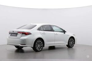 Balts Toyota Corolla 2020 Viļņa, ar dzinēja tilpumu 1.80 L un nobraukumu 33 tūkst. km par 24900 €, foto 4 vietnē AUTOMOTO.COM.LV