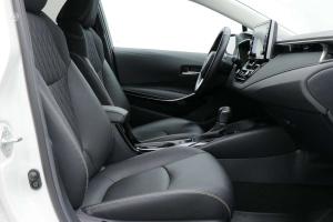 Balts Toyota Corolla 2020 Viļņa, ar dzinēja tilpumu 1.80 L un nobraukumu 33 tūkst. km par 24900 €, foto 10 vietnē AUTOMOTO.COM.LV