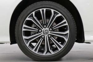 Balts Toyota Corolla 2020 Viļņa, ar dzinēja tilpumu 1.80 L un nobraukumu 33 tūkst. km par 24900 €, foto 17 vietnē AUTOMOTO.COM.LV