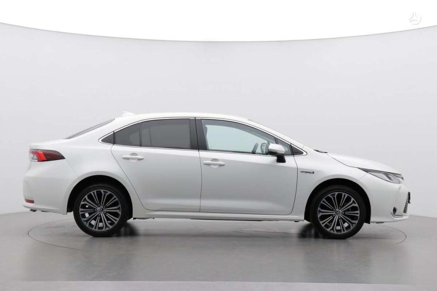 Balts Toyota Corolla 2020 Viļņa, ar dzinēja tilpumu 1.80 L un nobraukumu 33 tūkst. km par 24900 €, foto 18 vietnē AUTOMOTO.COM.LV