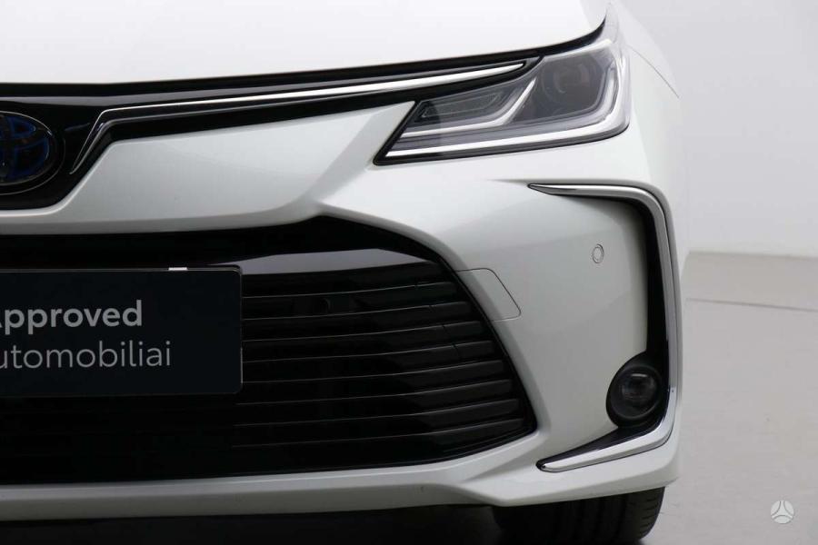 Balts Toyota Corolla 2020 Viļņa, ar dzinēja tilpumu 1.80 L un nobraukumu 33 tūkst. km par 24900 €, foto 21 vietnē AUTOMOTO.COM.LV