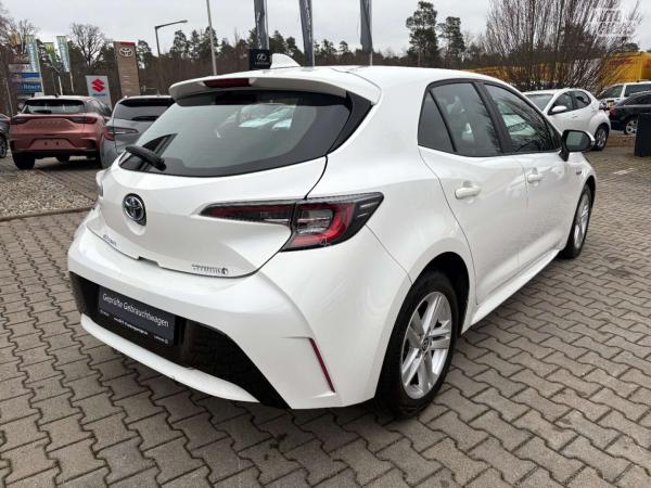 Balts Toyota Corolla 2021 Kauņa, ar dzinēja tilpumu 1.80 L un nobraukumu 40 tūkst. km par 22390 €, foto 4 vietnē AUTOMOTO.COM.LV