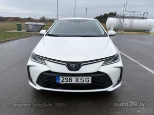 White Toyota Corolla 2021 in Tallinn, with an engine capacity of 1.80 L and mileage of 107 thousand km for 17680 €, photo 7 on AUTOMOTO.COM.LV