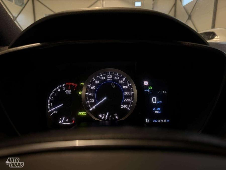 Balts Toyota Corolla 2021 Viļņa, ar dzinēja tilpumu 1.80 L un nobraukumu 188 tūkst. km par 14950 €, foto 23 vietnē AUTOMOTO.COM.LV