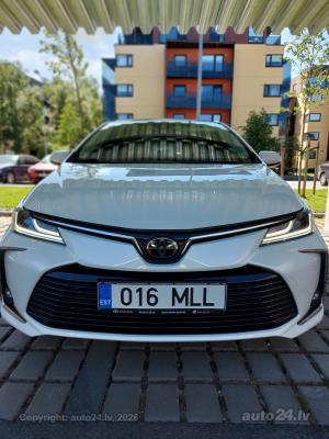 Белый Тойота Королла 2021 в Таллин, объемом двигателя 1.50 л и пробегом 39 тыс. км за 20900 €, фото  на AUTOMOTO.COM.LV