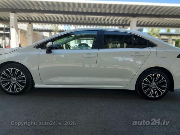 Balts Toyota Corolla 2021 Tallina, ar dzinēja tilpumu 1.50 L un nobraukumu 39 tūkst. km par 20900 €, foto 5 vietnē AUTOMOTO.COM.LV
