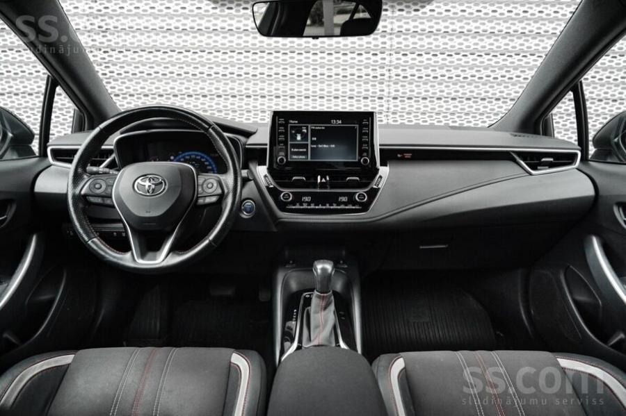 Balts Toyota Corolla 2021 Rīga, ar dzinēja tilpumu 1.80 L un nobraukumu 59 tūkst. km par 20400 €, foto 7 vietnē AUTOMOTO.COM.LV