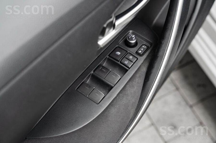Balts Toyota Corolla 2021 Rīga, ar dzinēja tilpumu 1.80 L un nobraukumu 59 tūkst. km par 20400 €, foto 8 vietnē AUTOMOTO.COM.LV