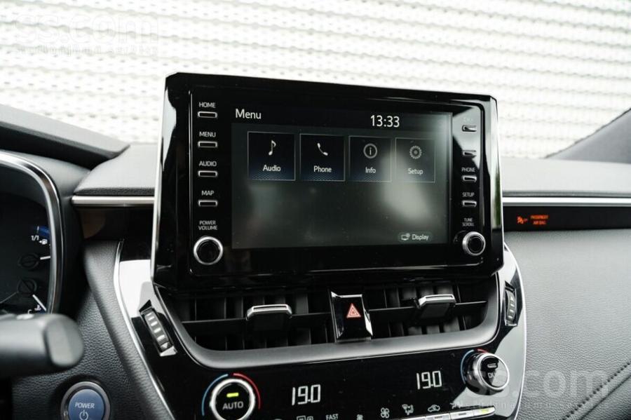 Balts Toyota Corolla 2021 Rīga, ar dzinēja tilpumu 1.80 L un nobraukumu 59 tūkst. km par 20400 €, foto 16 vietnē AUTOMOTO.COM.LV