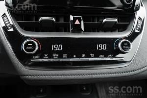 Balts Toyota Corolla 2021 Rīga, ar dzinēja tilpumu 1.80 L un nobraukumu 59 tūkst. km par 20400 €, foto 17 vietnē AUTOMOTO.COM.LV