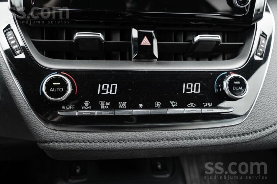 Balts Toyota Corolla 2021 Rīga, ar dzinēja tilpumu 1.80 L un nobraukumu 59 tūkst. km par 20400 €, foto 17 vietnē AUTOMOTO.COM.LV