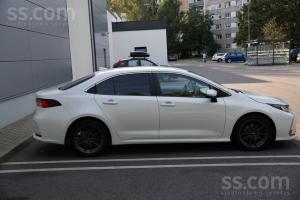 Белый Тойота Королла 2021 в Рига, объемом двигателя 1.50 л и пробегом 40 тыс. км за 16900 €, фото 6 на AUTOMOTO.COM.LV