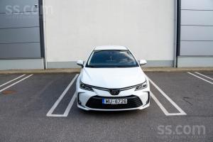 Белый Тойота Королла 2021 в Рига, объемом двигателя 1.50 л и пробегом 40 тыс. км за 16900 €, фото 15 на AUTOMOTO.COM.LV