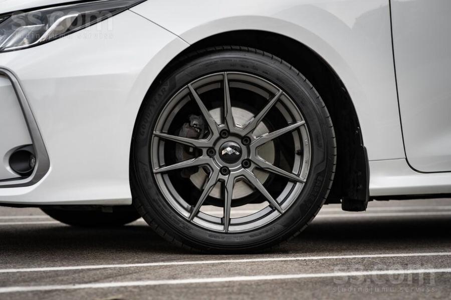 Balts Toyota Corolla 2021 Rīga, ar dzinēja tilpumu 1.50 L un nobraukumu 40 tūkst. km par 15500 €, foto 8 vietnē AUTOMOTO.COM.LV