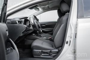Balts Toyota Corolla 2021 Rīga, ar dzinēja tilpumu 1.50 L un nobraukumu 40 tūkst. km par 15500 €, foto 11 vietnē AUTOMOTO.COM.LV