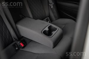 Balts Toyota Corolla 2021 Rīga, ar dzinēja tilpumu 1.50 L un nobraukumu 40 tūkst. km par 15500 €, foto 15 vietnē AUTOMOTO.COM.LV