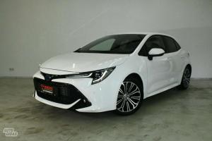 White Toyota Corolla 2022 in Kaunas, with an engine capacity of 1.80 L and mileage of 58 thousand km for 23203 €, photo  on AUTOMOTO.COM.LV