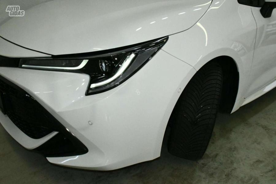 White Toyota Corolla 2022 in Kaunas, with an engine capacity of 1.80 L and mileage of 58 thousand km for 23203 €, photo 11 on AUTOMOTO.COM.LV