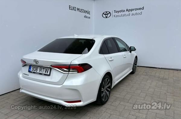 Balts Toyota Corolla 2022 Tallina, ar dzinēja tilpumu 1.49 L un nobraukumu 36 tūkst. km par 19895 €, foto 2 vietnē AUTOMOTO.COM.LV