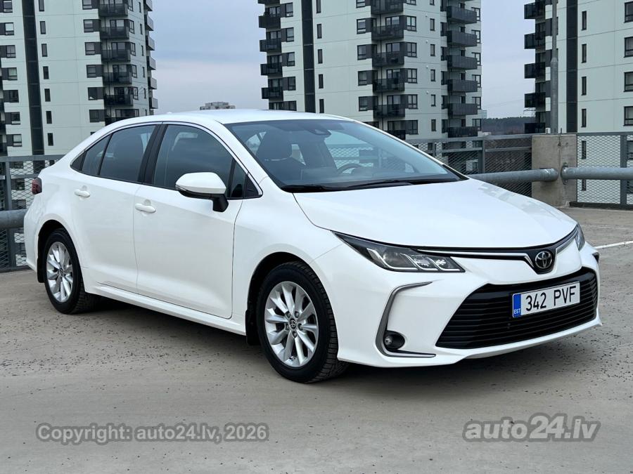 Balts Toyota Corolla 2022 Tallina, ar dzinēja tilpumu 1.50 L un nobraukumu 54 tūkst. km par 16100 €, foto 3 vietnē AUTOMOTO.COM.LV
