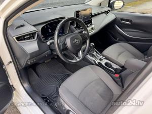 Balts Toyota Corolla 2022 Pērnava, ar dzinēja tilpumu 1.50 L un nobraukumu 75 tūkst. km par 18990 €, foto 10 vietnē AUTOMOTO.COM.LV
