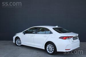 Balts Toyota Corolla 2022 Rīga, ar dzinēja tilpumu 1.50 L un nobraukumu 28 tūkst. km par 17300 €, foto 5 vietnē AUTOMOTO.COM.LV